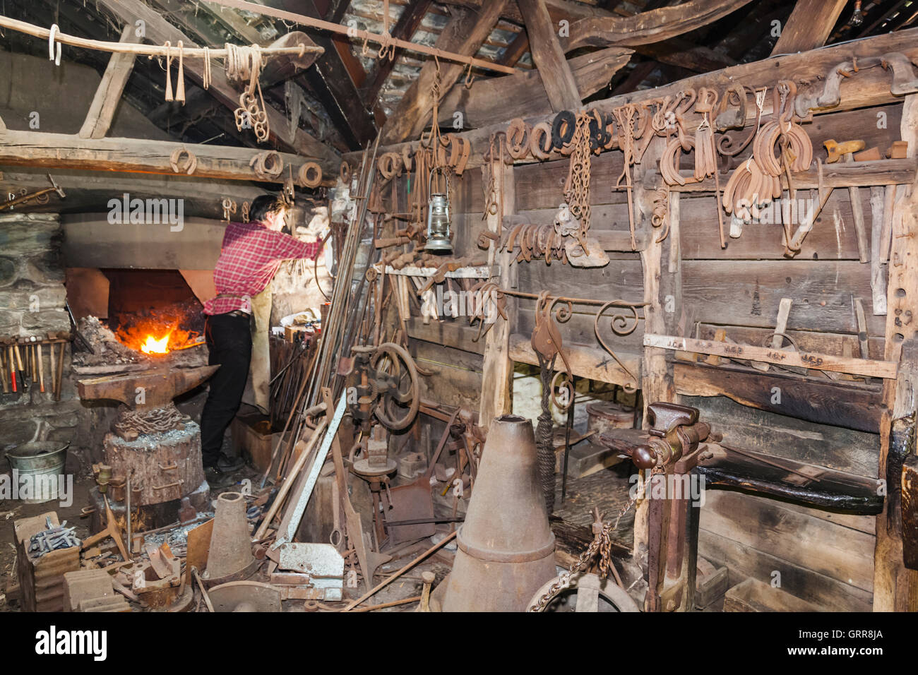 Welsh inside interior hi-res stock photography and images - Alamy