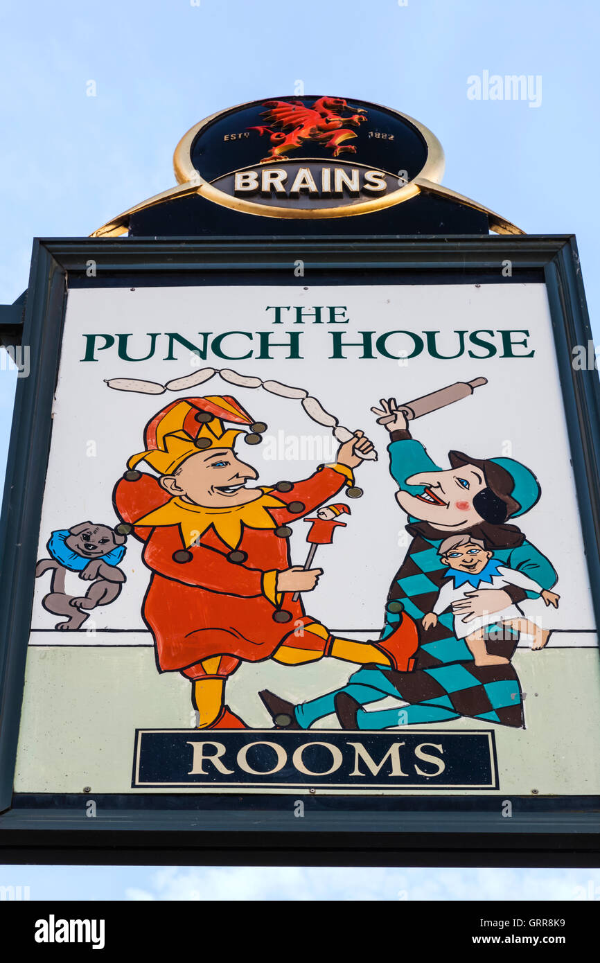 Wales, Monmouthshire, Monmouth, Pub Sign Stock Photo - Alamy