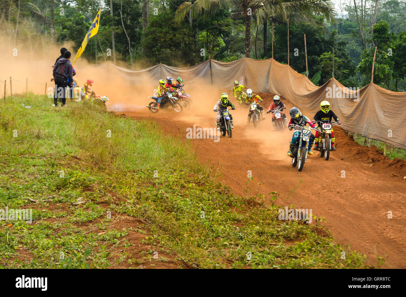 Grasstrack hi-res stock photography and images - Alamy