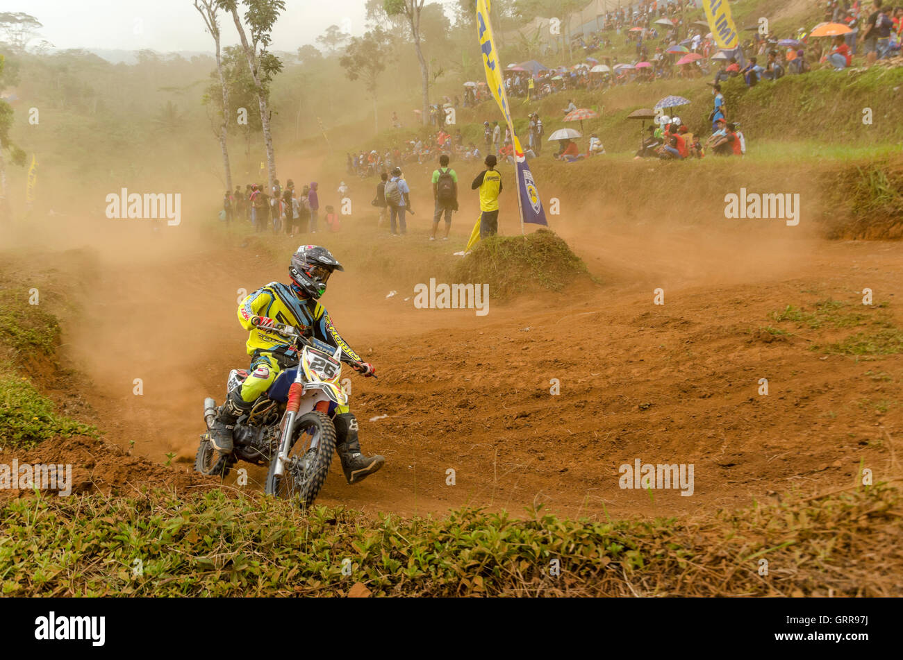 Grasstrack hi-res stock photography and images - Alamy