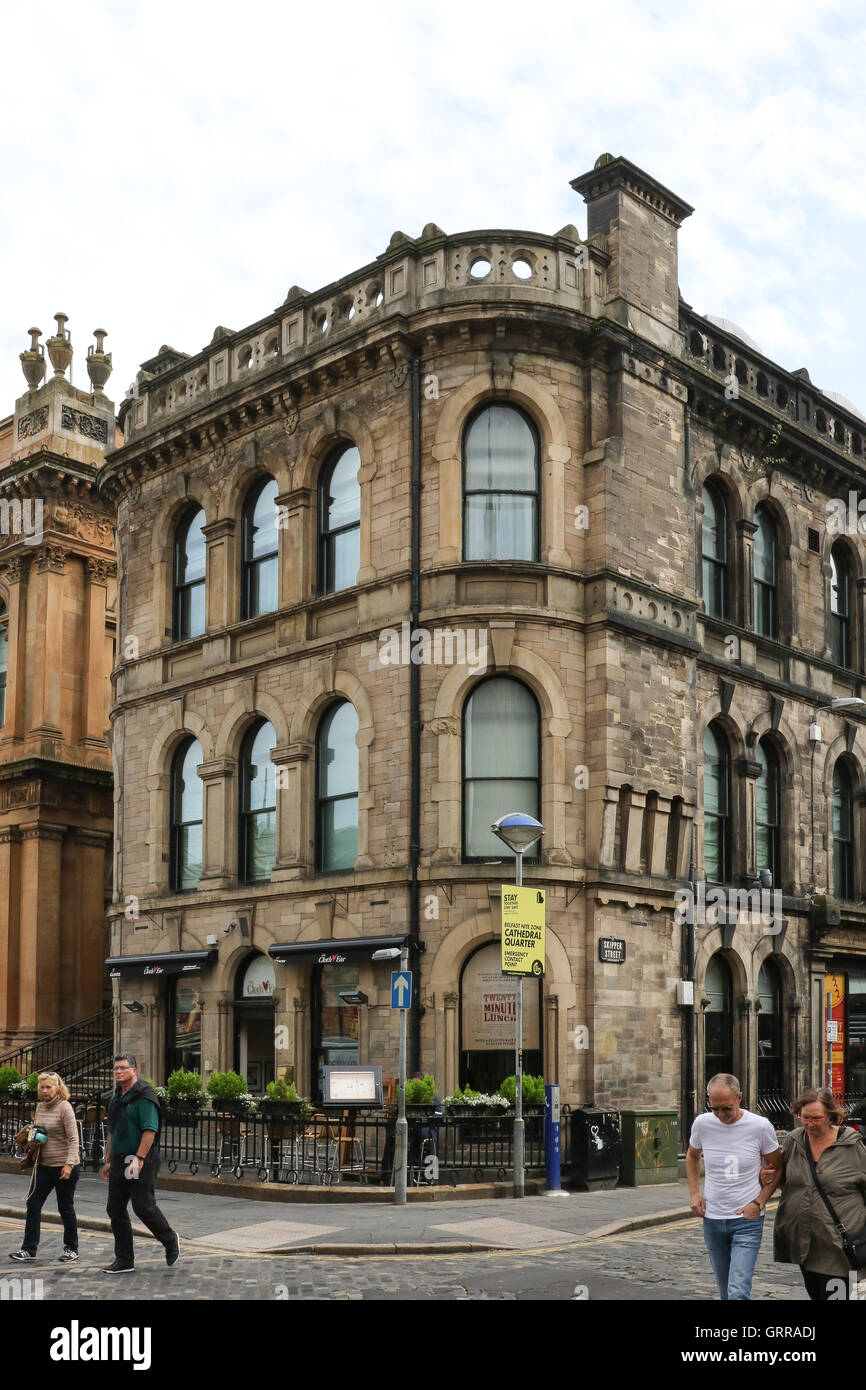 The Cloth Ear public house on the corner of Waring Street/Skipper ...