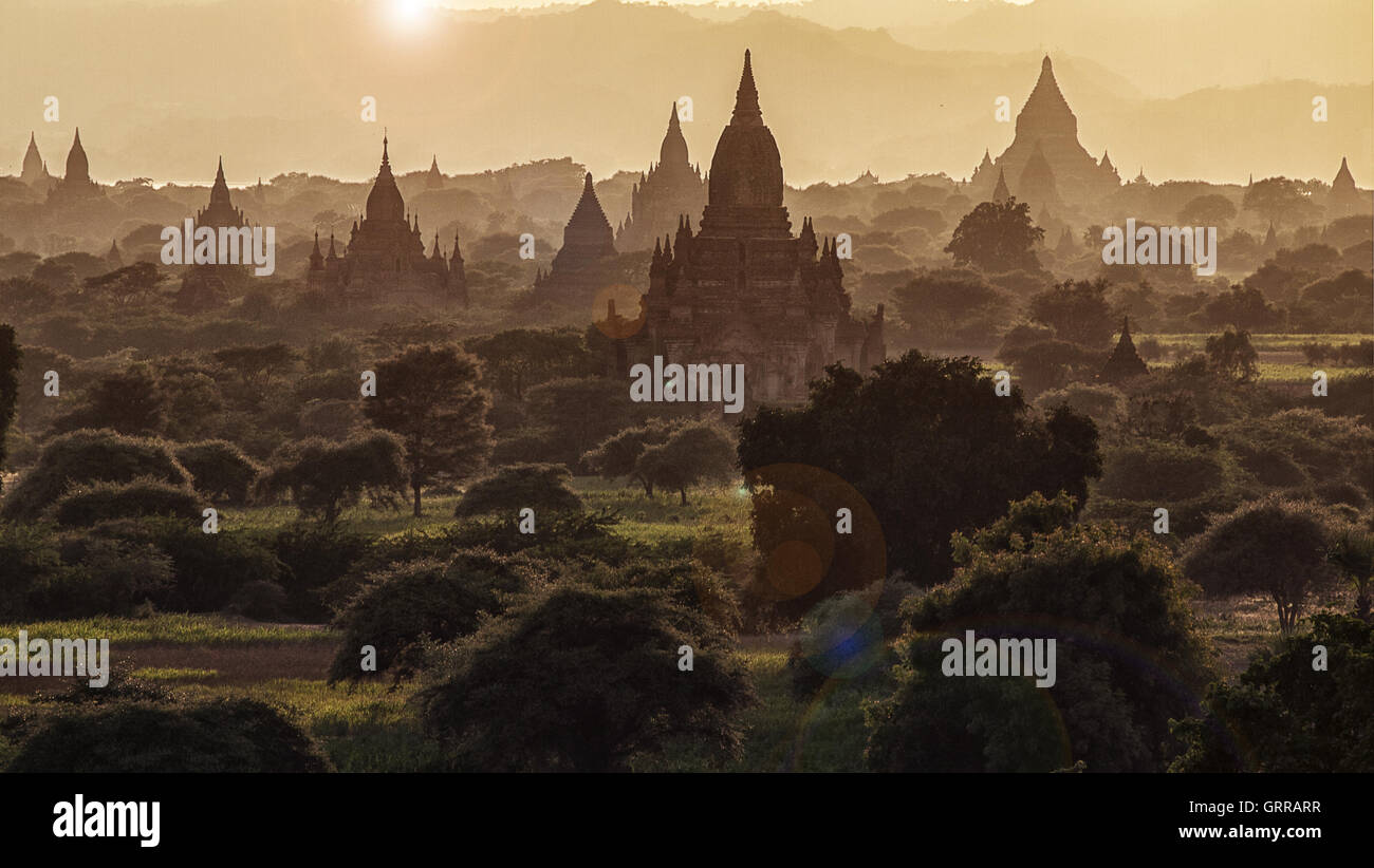 Bagan at sunset, Myanmar Stock Photo - Alamy