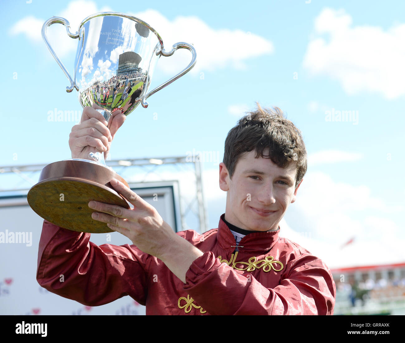St leger trophy hi-res stock photography and images - Alamy