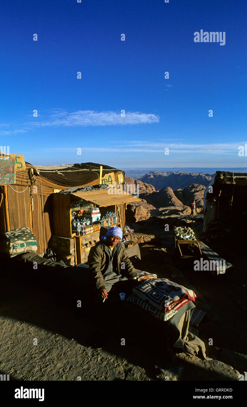 Bedouin trails hi-res stock photography and images - Alamy