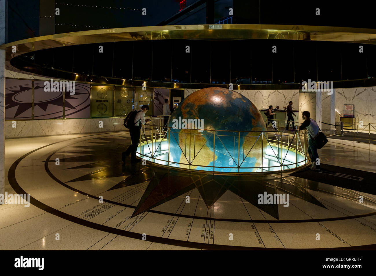 Daily news building new york hi-res stock photography and images - Alamy