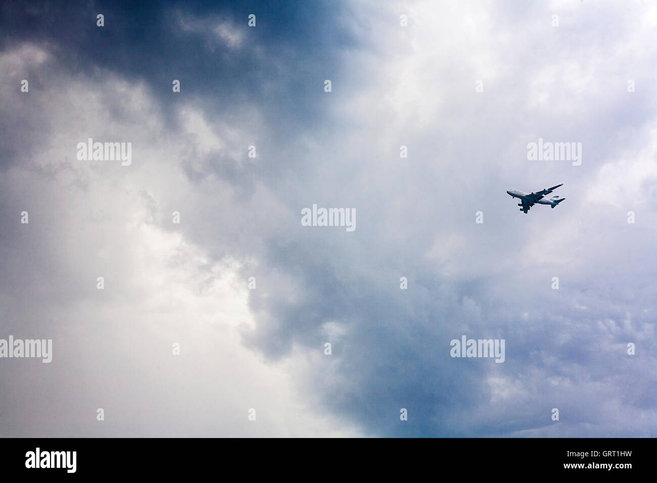Runway lights storm hi-res stock photography and images - Alamy