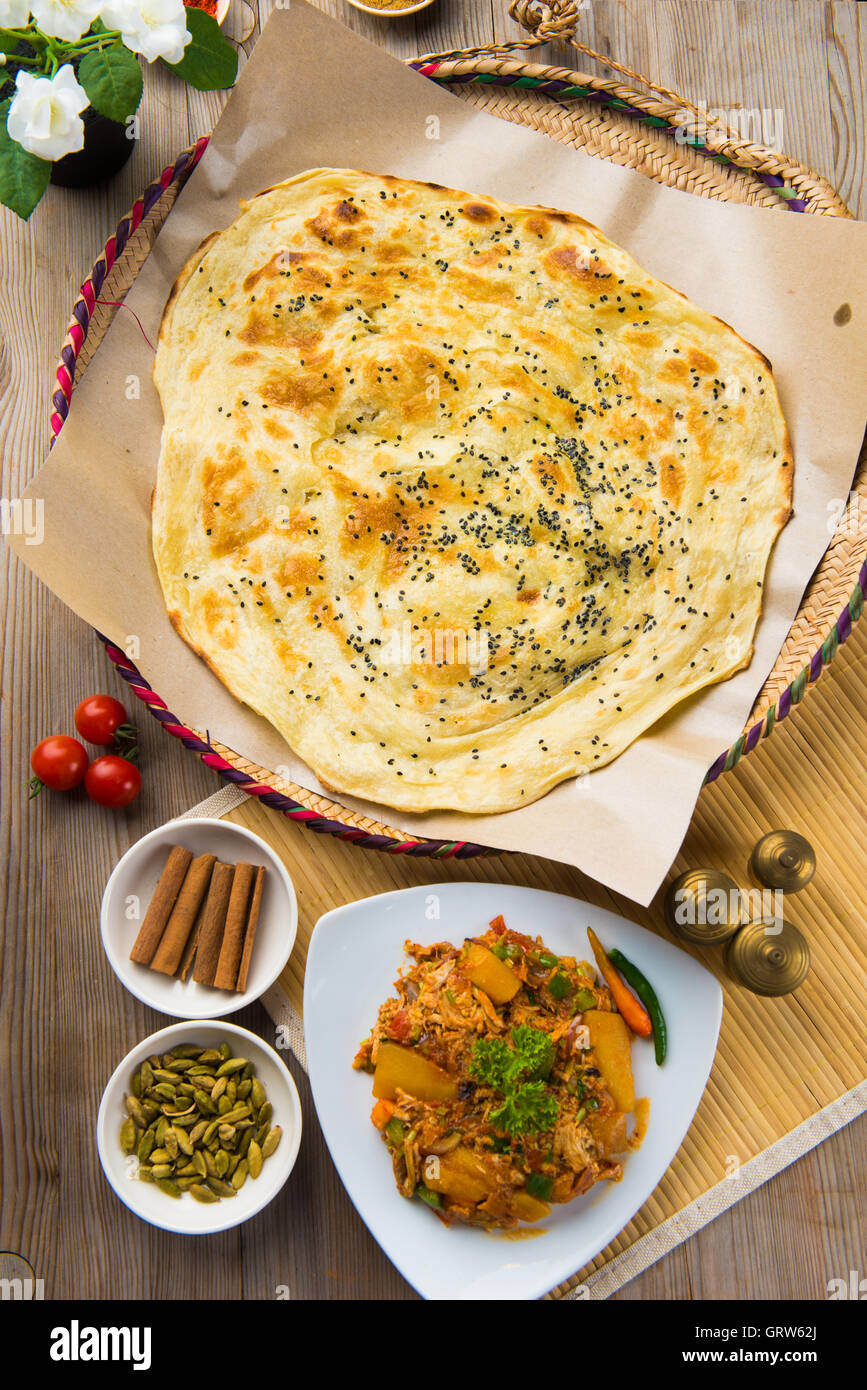 Malawah or Malawach traditional arabic bread Stock Photo - Alamy