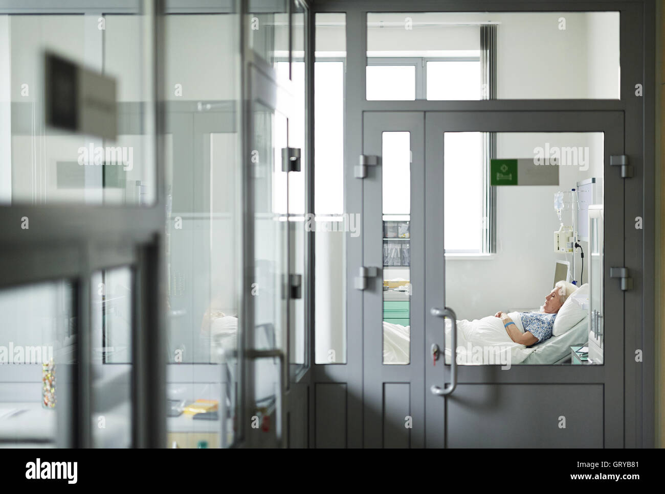 Indoor clinic hi-res stock photography and images - Alamy