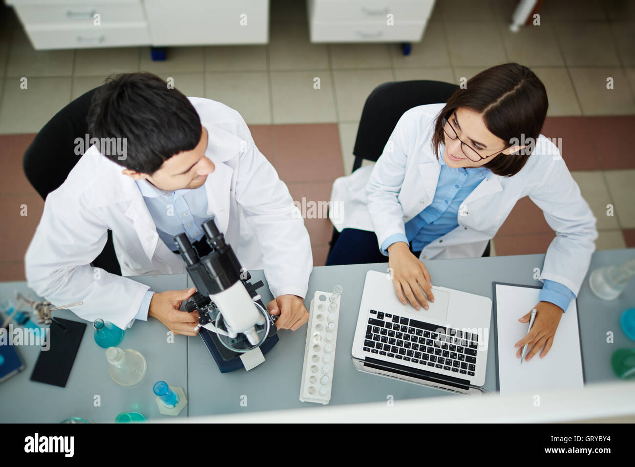 Communication of scientists Stock Photo - Alamy
