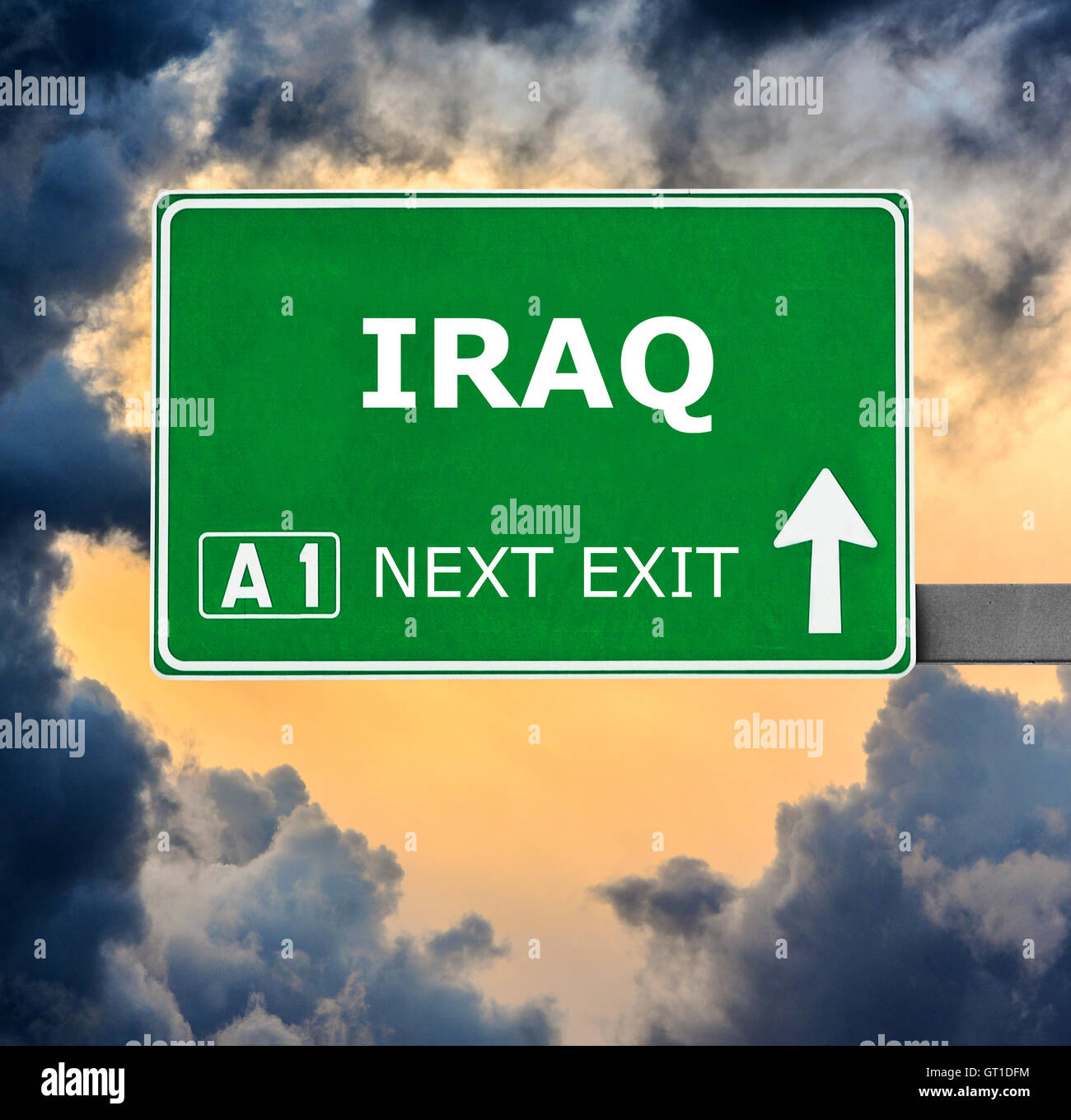 Road sign highway iraq hi-res stock photography and images - Alamy