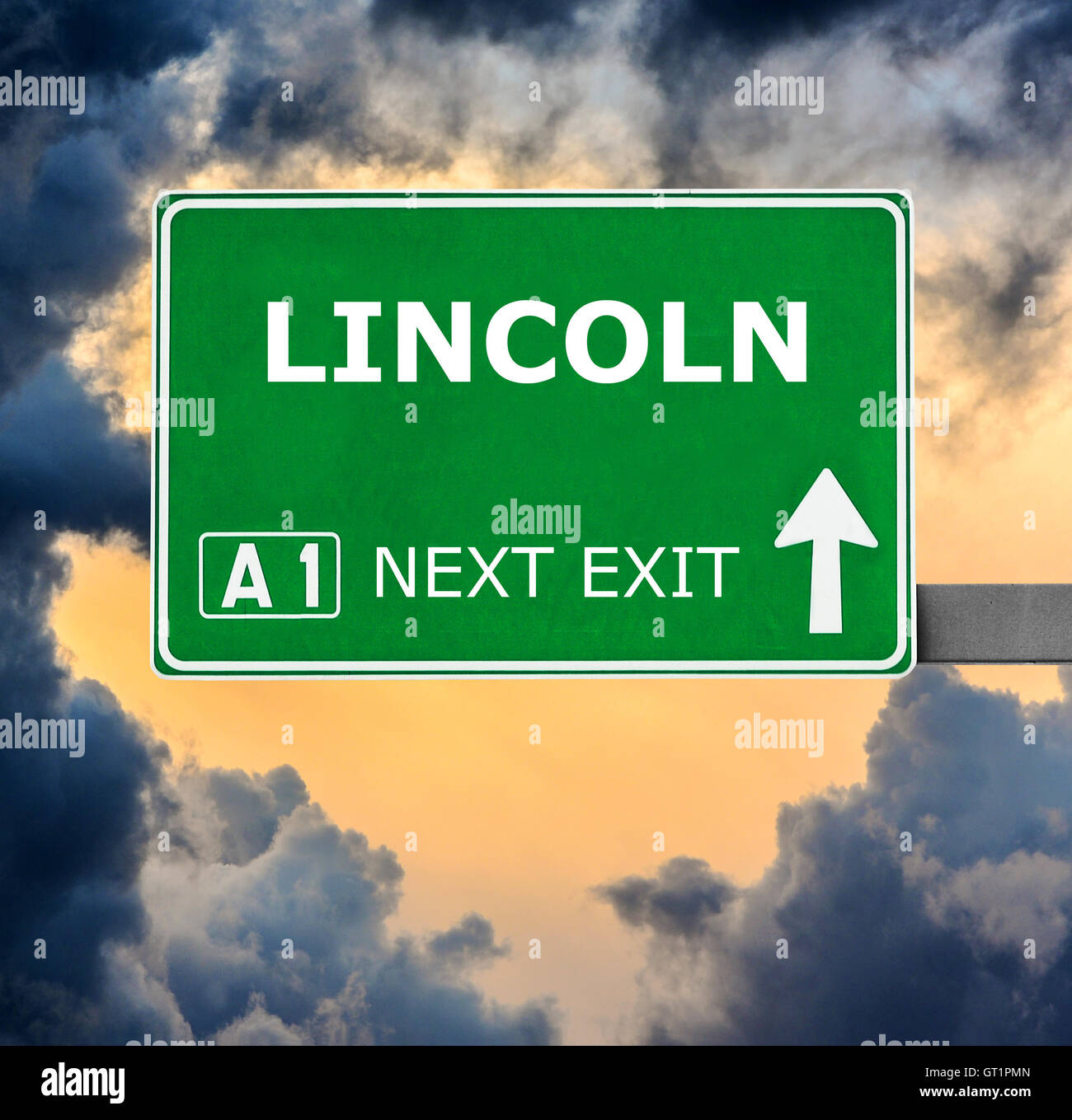 City of lincoln sign board hi-res stock photography and images - Alamy