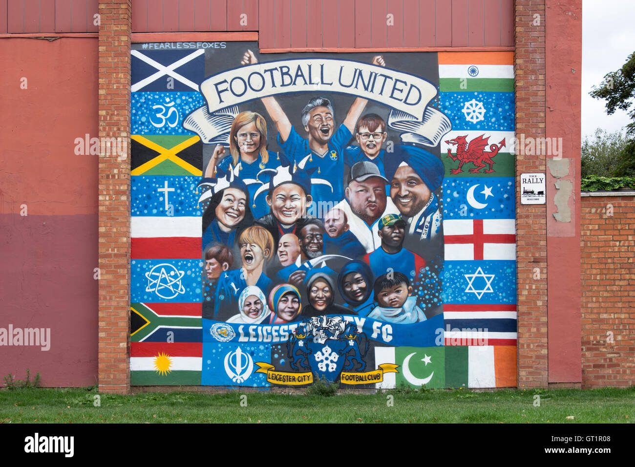 Football mural hi-res stock photography and images - Alamy