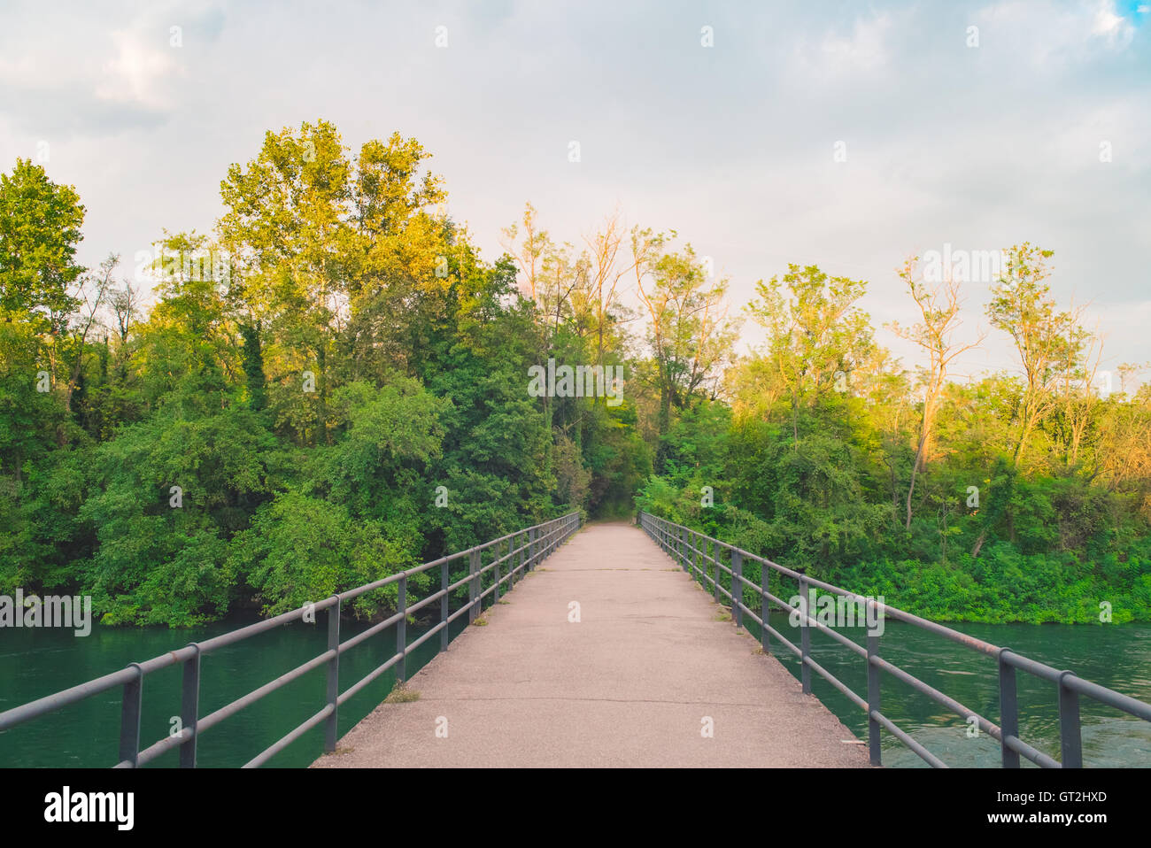 Bridge on the river Stock Photo - Alamy