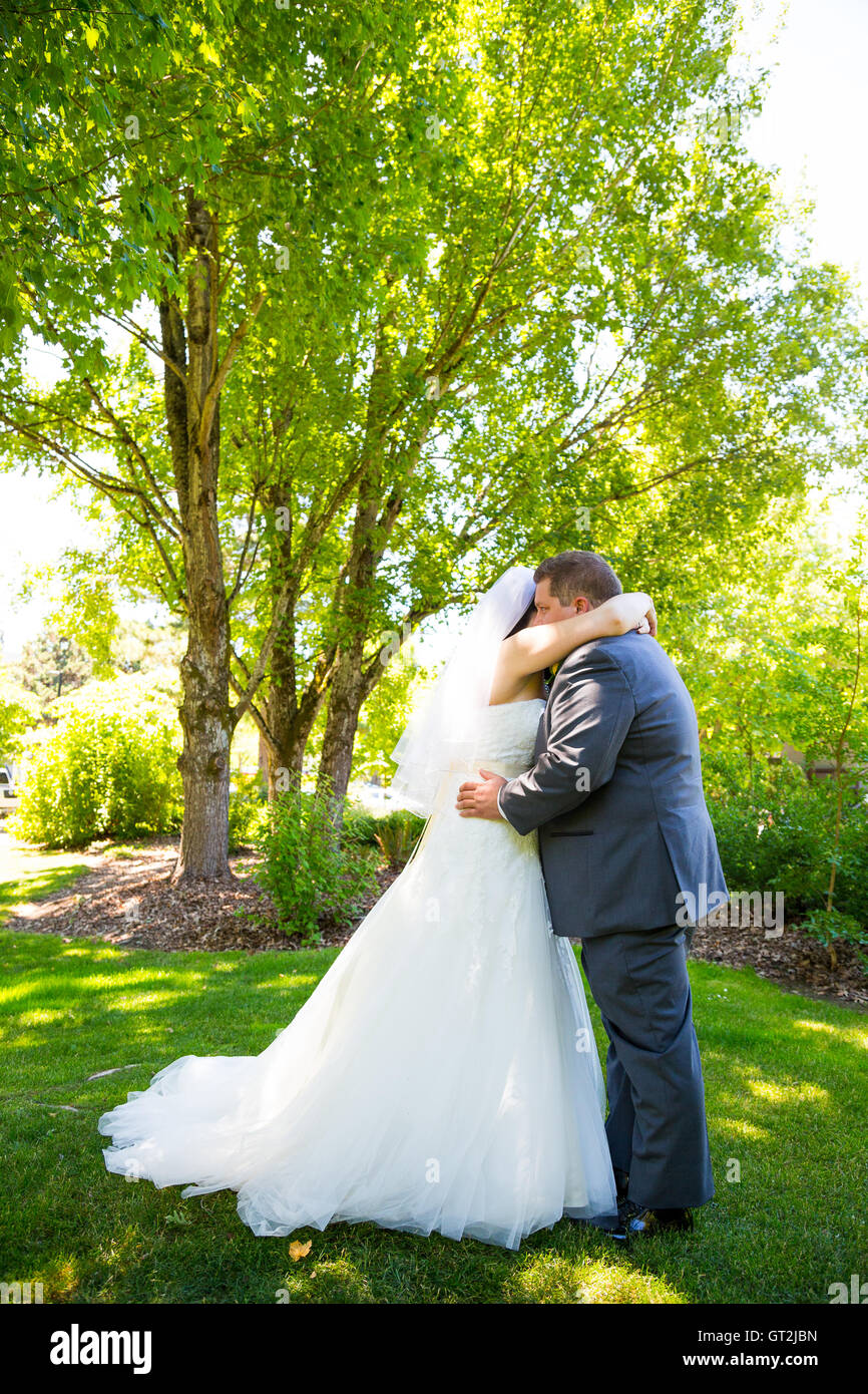 Bride and Groom Wedding Day Stock Photo - Alamy