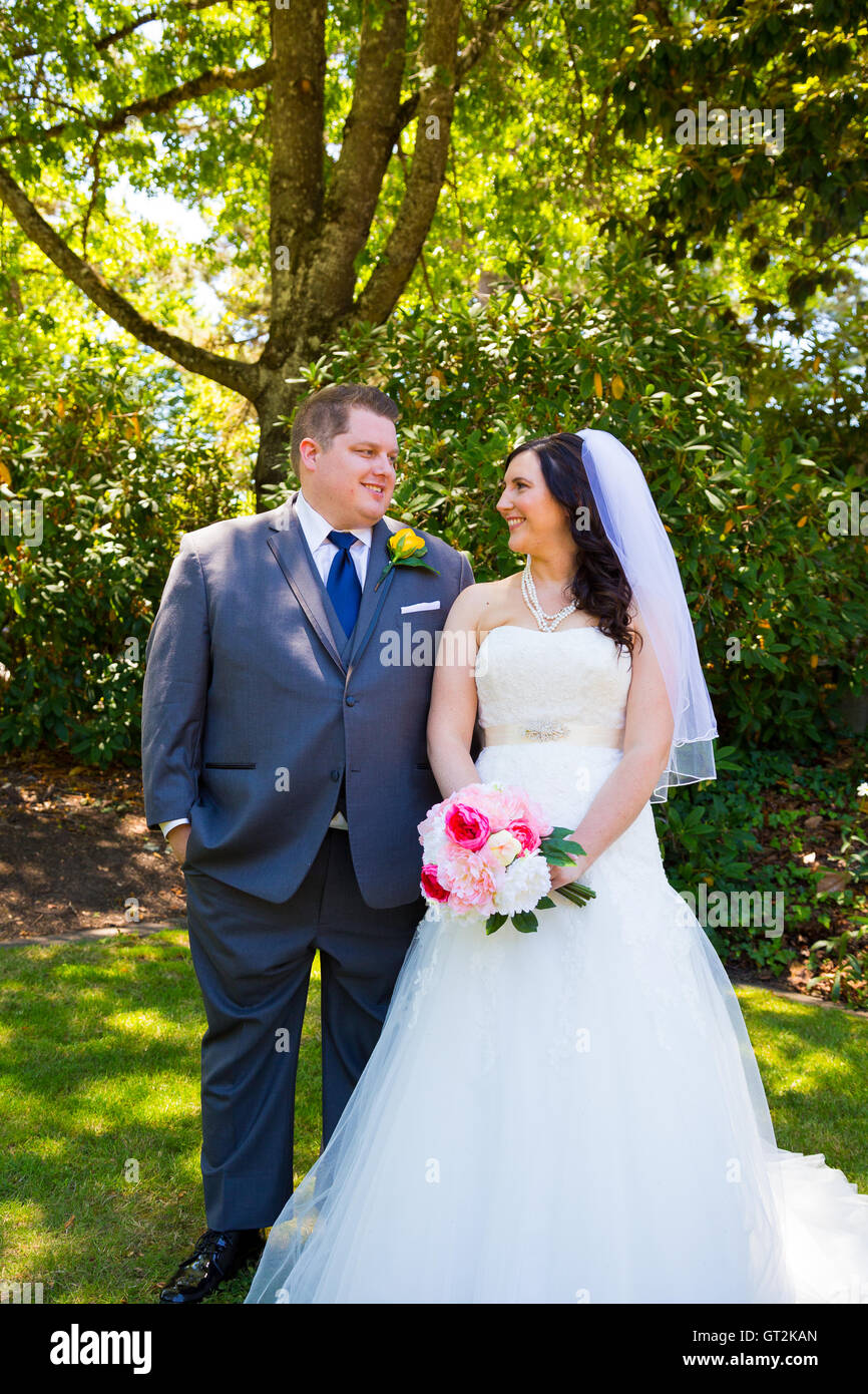Bride and Groom Wedding Day Stock Photo - Alamy