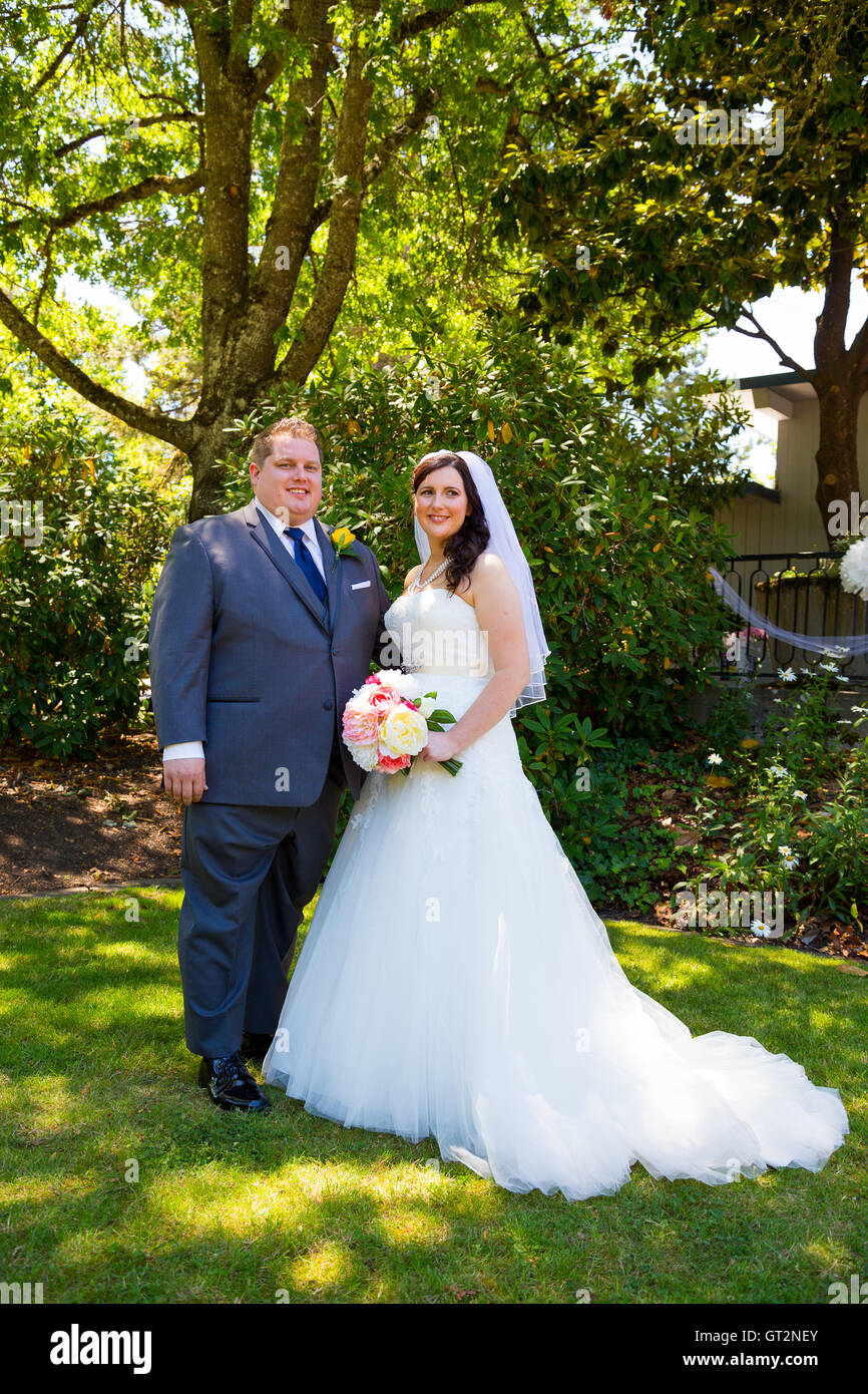 Bride and Groom Wedding Day Stock Photo - Alamy