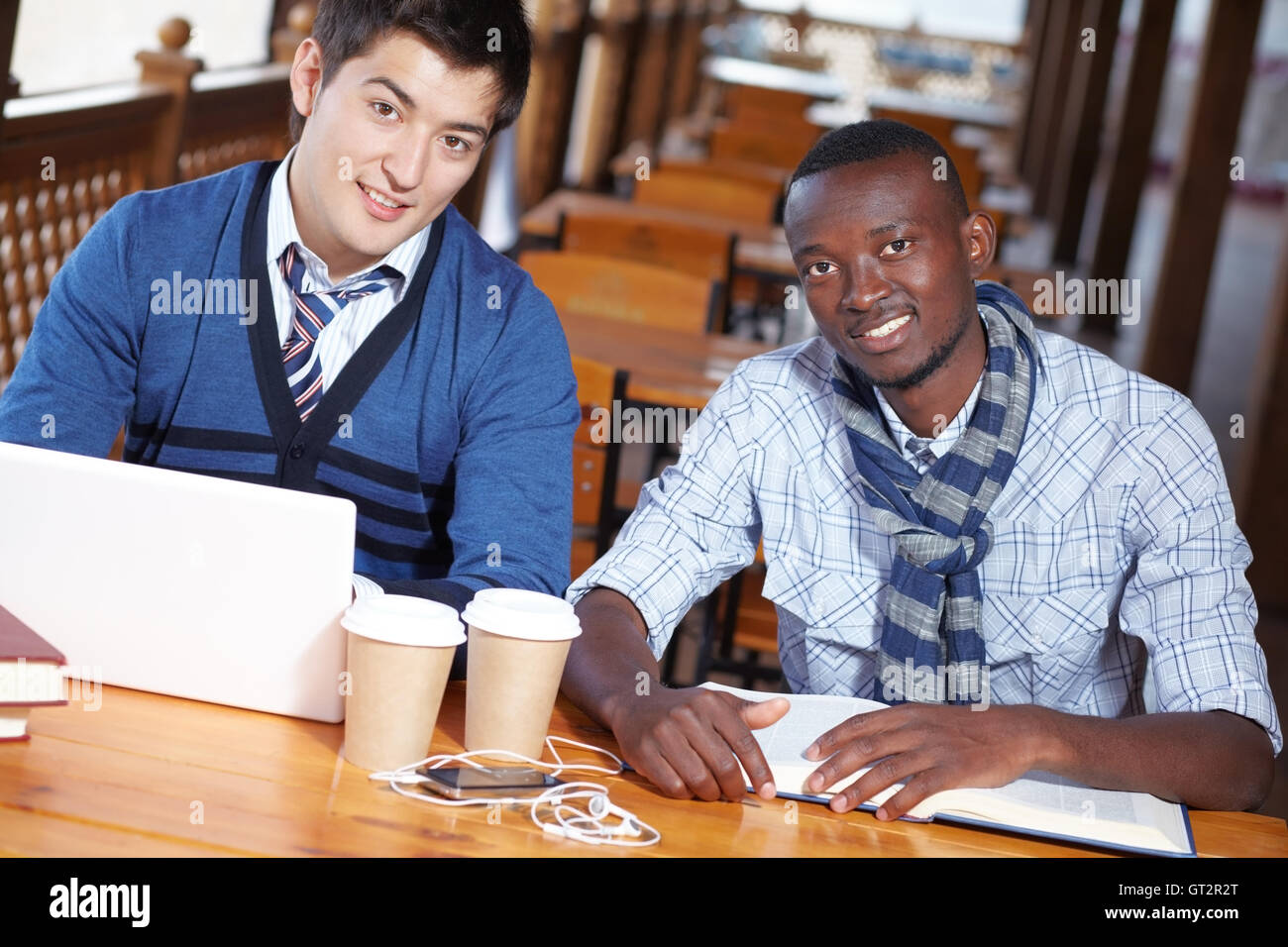 Asian college student dorm hi-res stock photography and images - Alamy