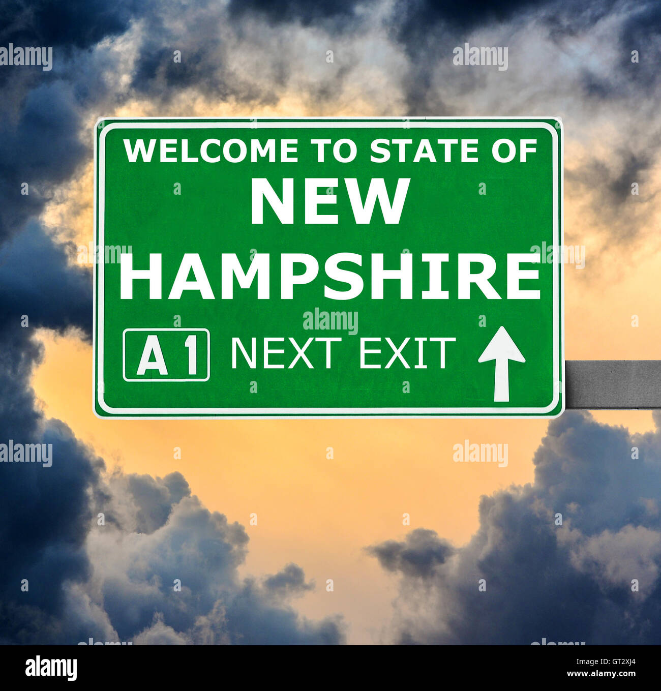 NEW HAMPSHIRE road sign against clear blue sky Stock Photo - Alamy