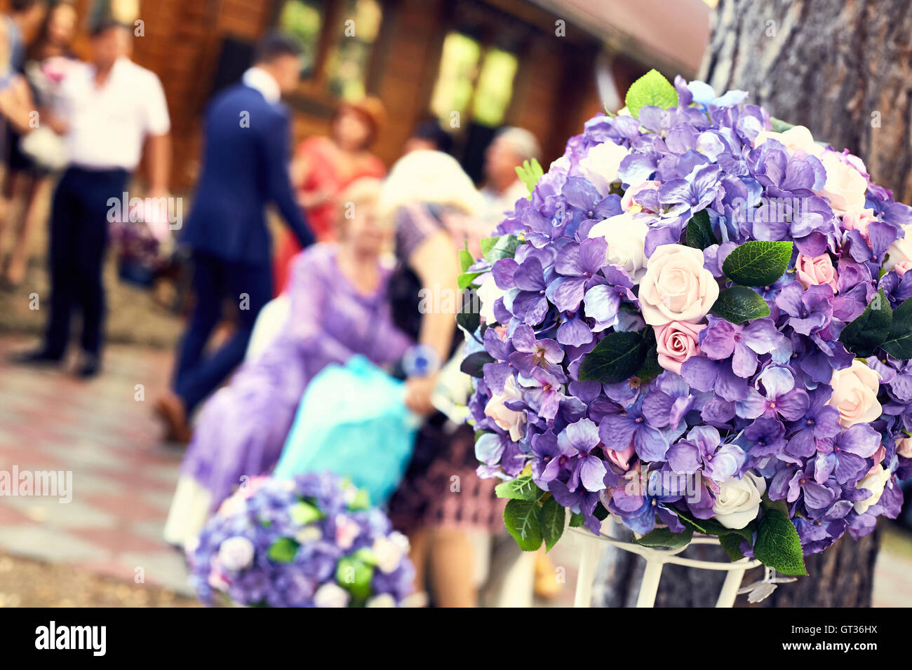 Beautiful floral wedding decoration hi-res stock photography and images ...