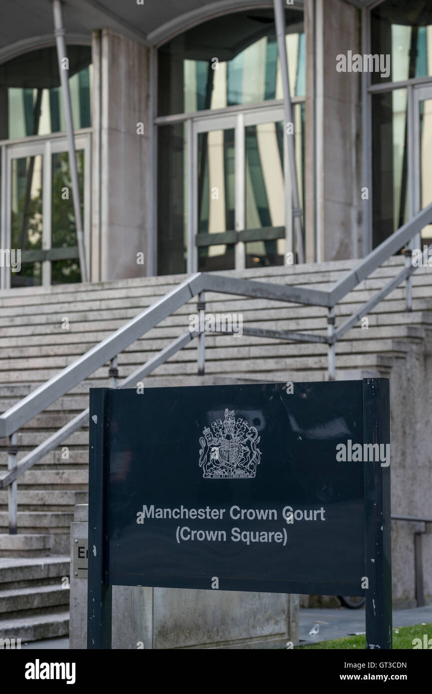 The front entrance of Manchester Crown Court Stock Photo - Alamy