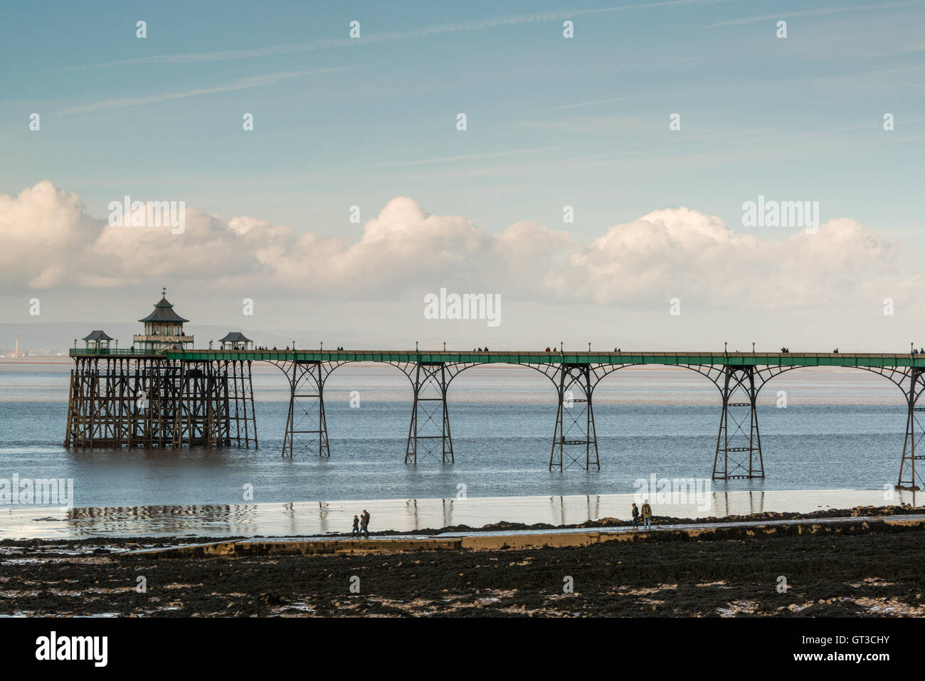 Clevedon somerset hi-res stock photography and images - Alamy