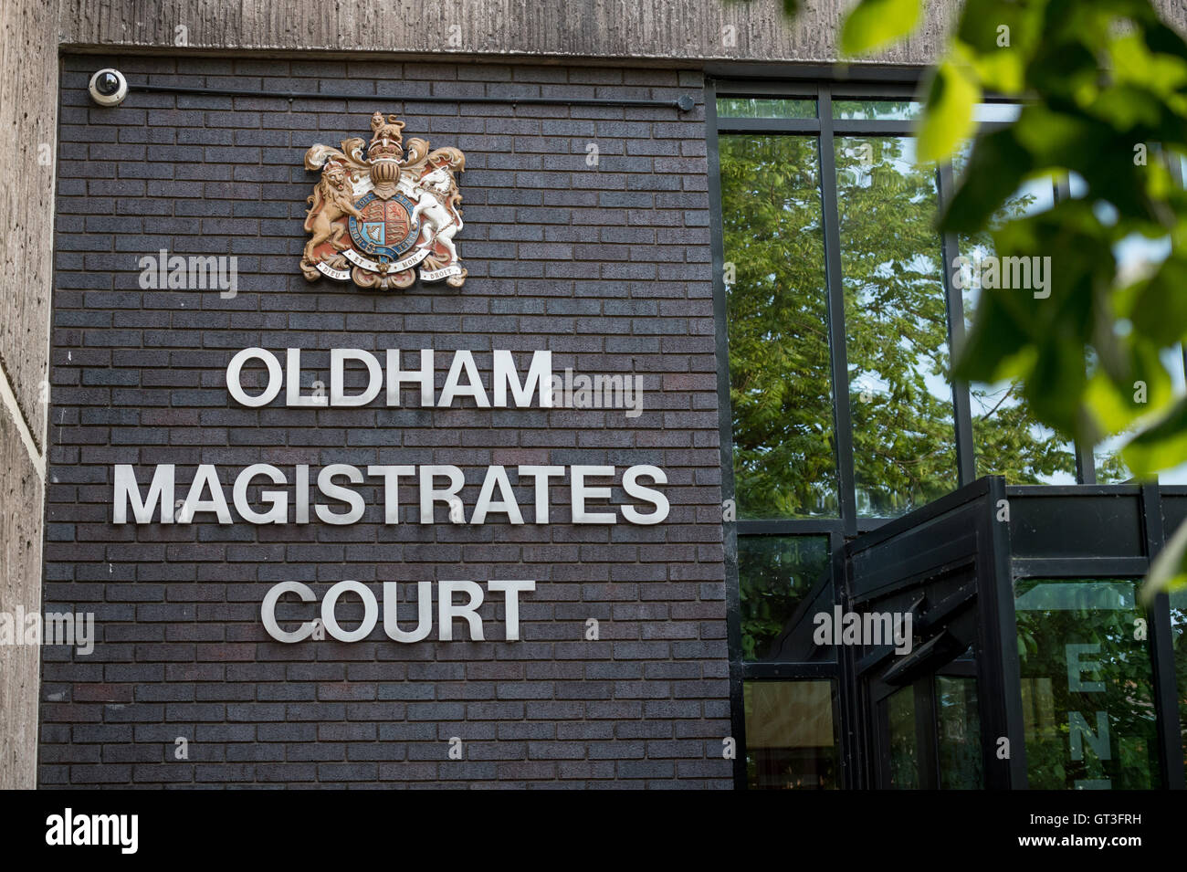 The front entrance of Oldham Magistrates Court Stock Photo - Alamy