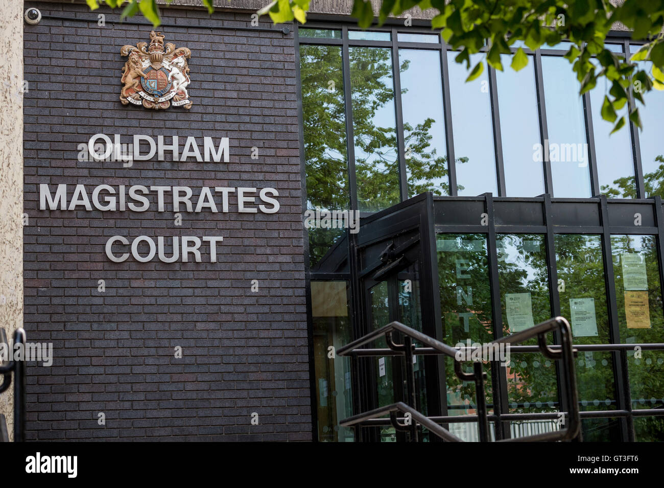The front entrance of Oldham Magistrates Court Stock Photo - Alamy