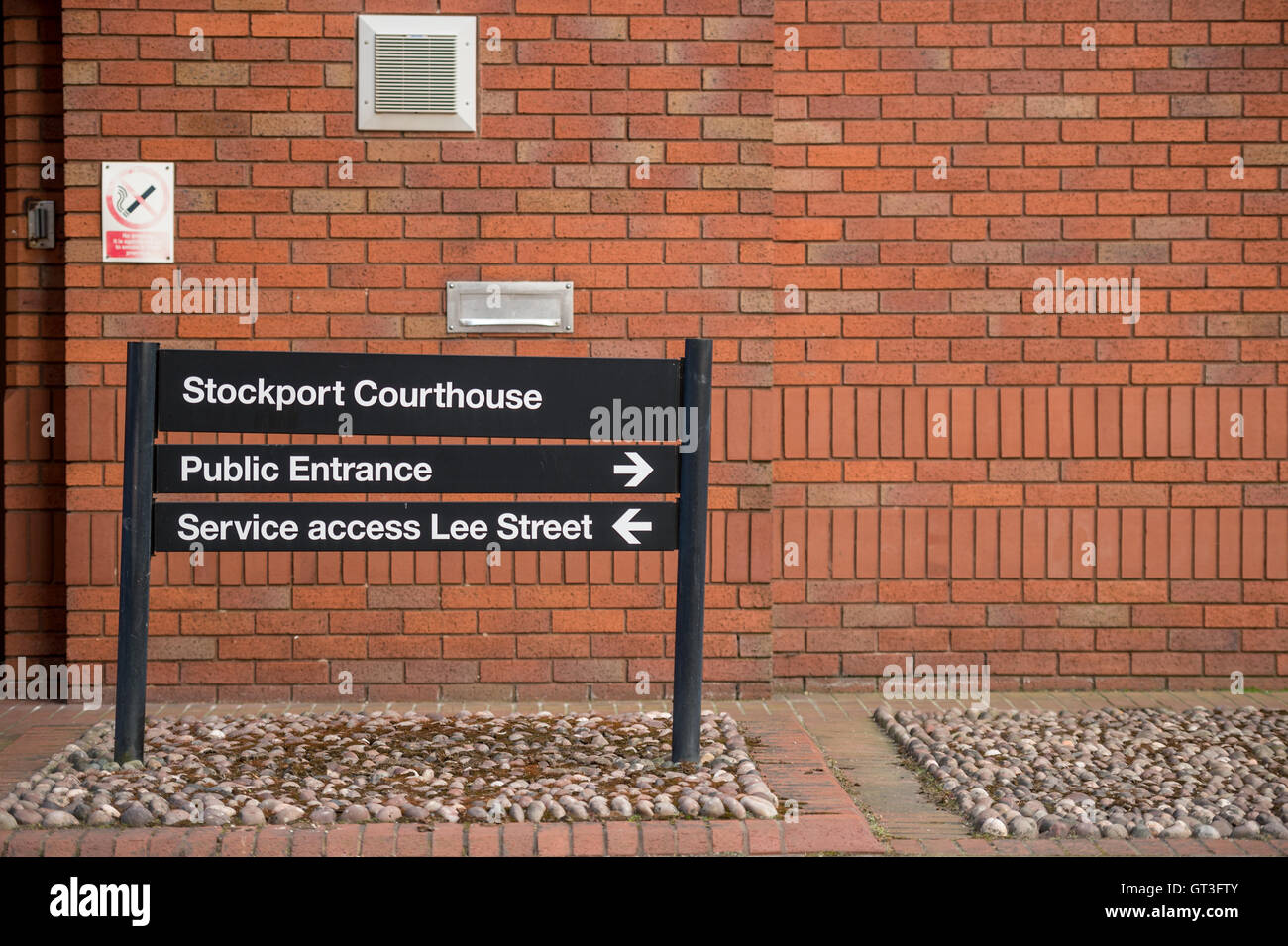 Stockport magistrates court hi-res stock photography and images - Alamy