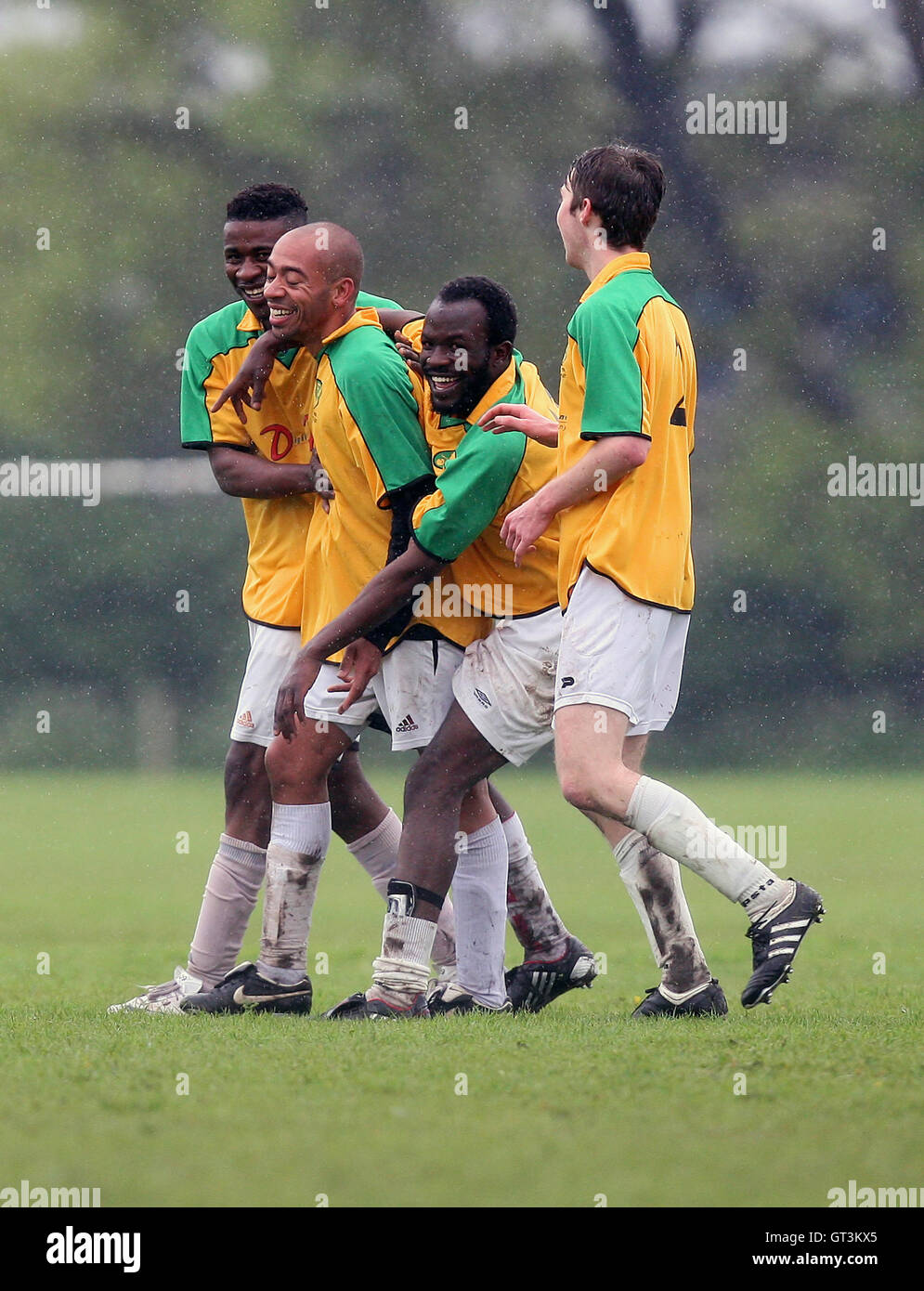 Bancroft United (yellow) vs Three Compasses - Hackney & Leyton League ...