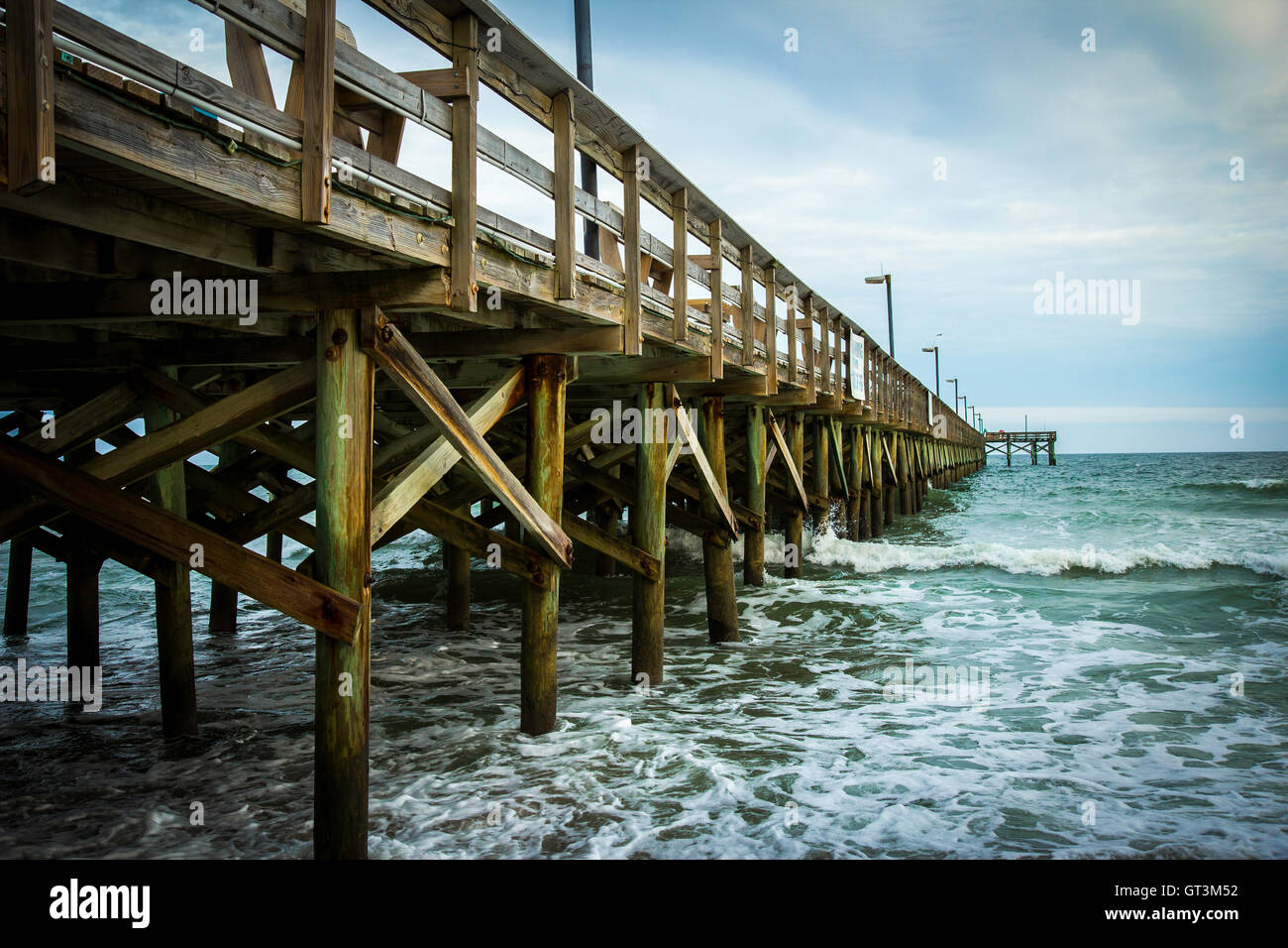 ocean pier on the Atlantic Ocean Stock Photo - Alamy