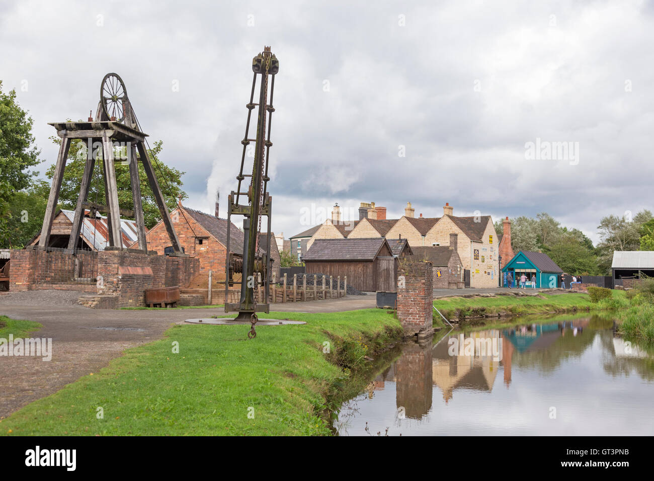 Blists Hill Victorian Town and a short section of the Shropshire Canal ...