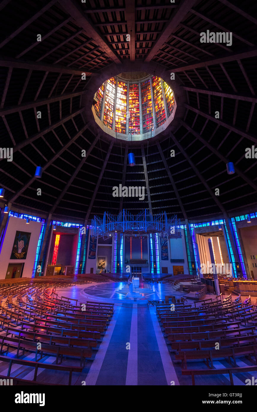 Liverpool Metropolitan Cathedral interior Metropolitan Cathedral of ...