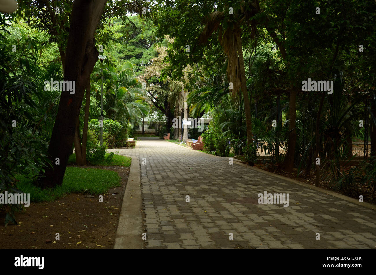 Public places hi-res stock photography and images - Alamy