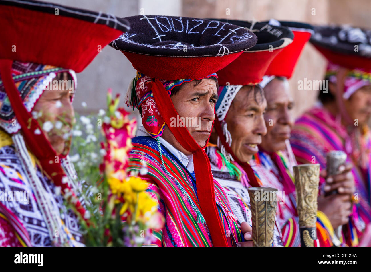 Quechua elders hi-res stock photography and images - Alamy