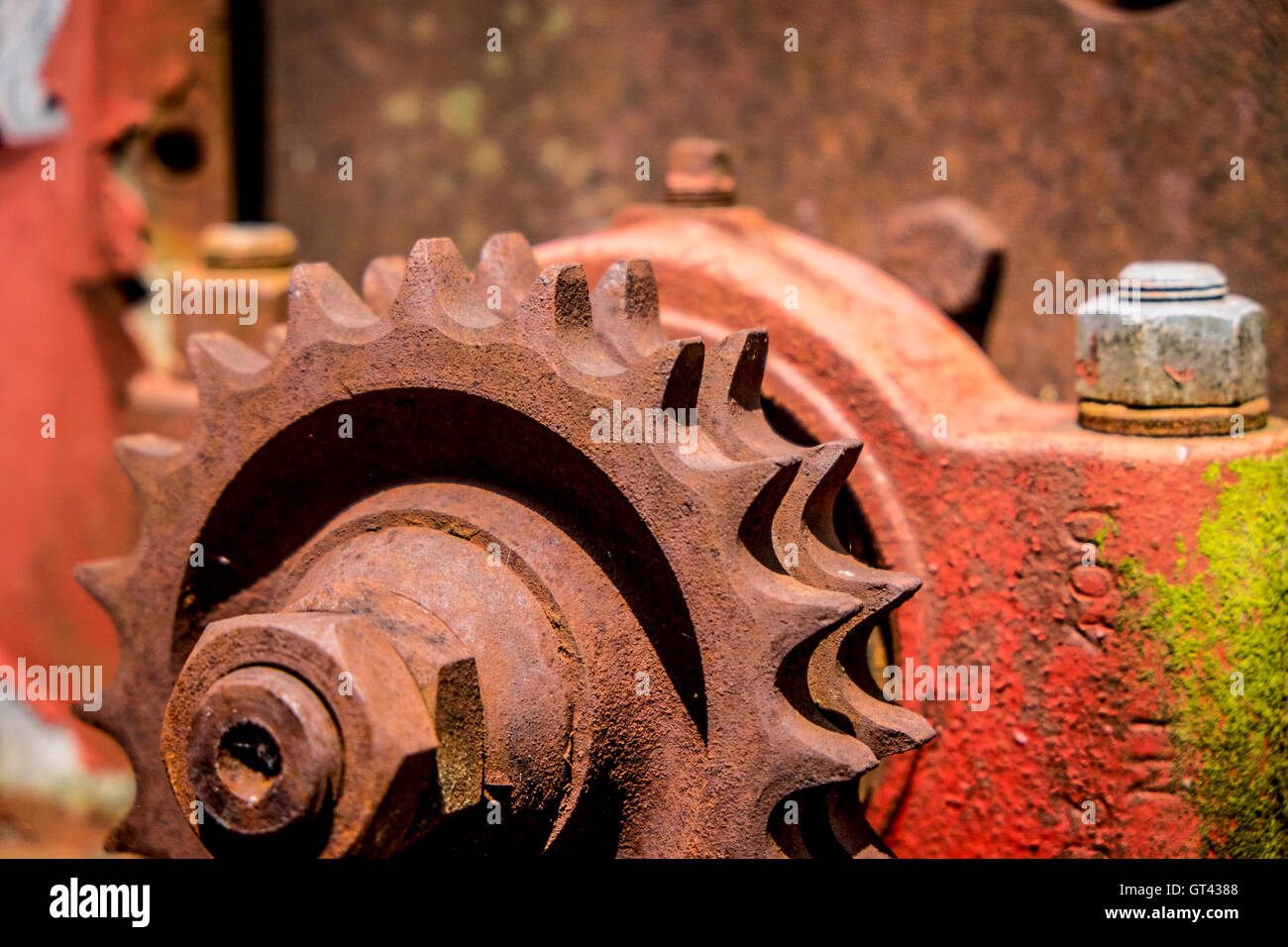 rusty old farm machinery Stock Photo - Alamy