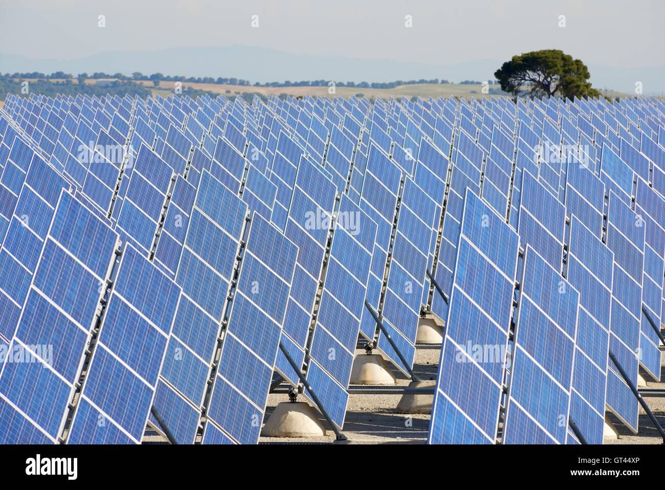 Photovoltaic panels for renewable electric production, Zaragoza ...