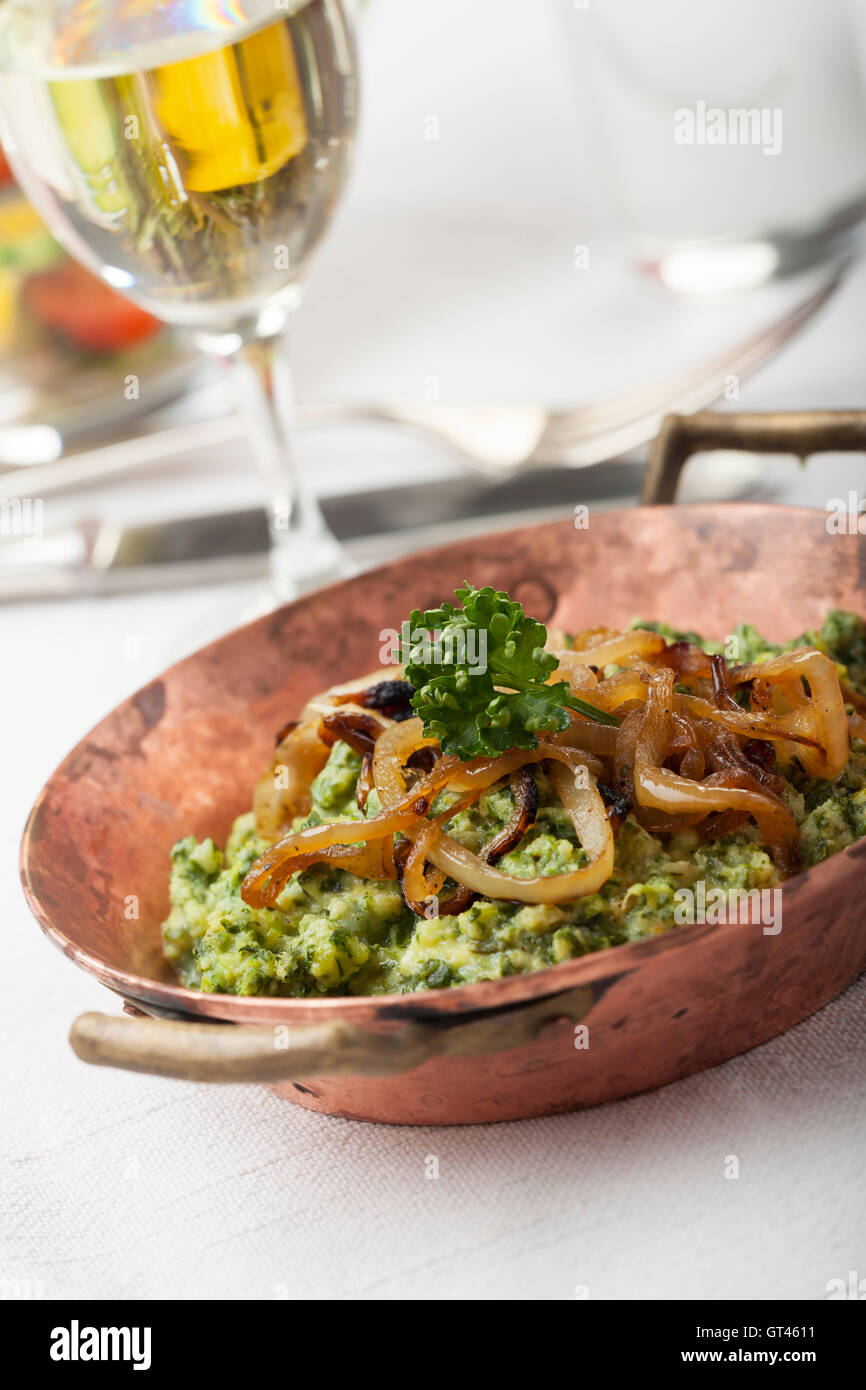 bavarian spinach spaetzle pasta dish Stock Photo - Alamy