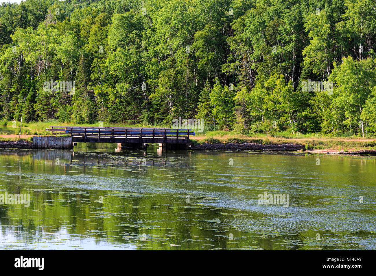 Bridge and stormy water and america hi-res stock photography and images ...