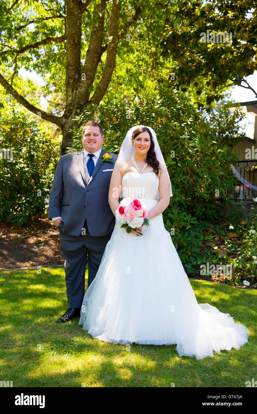 Bride and Groom Wedding Day Stock Photo - Alamy
