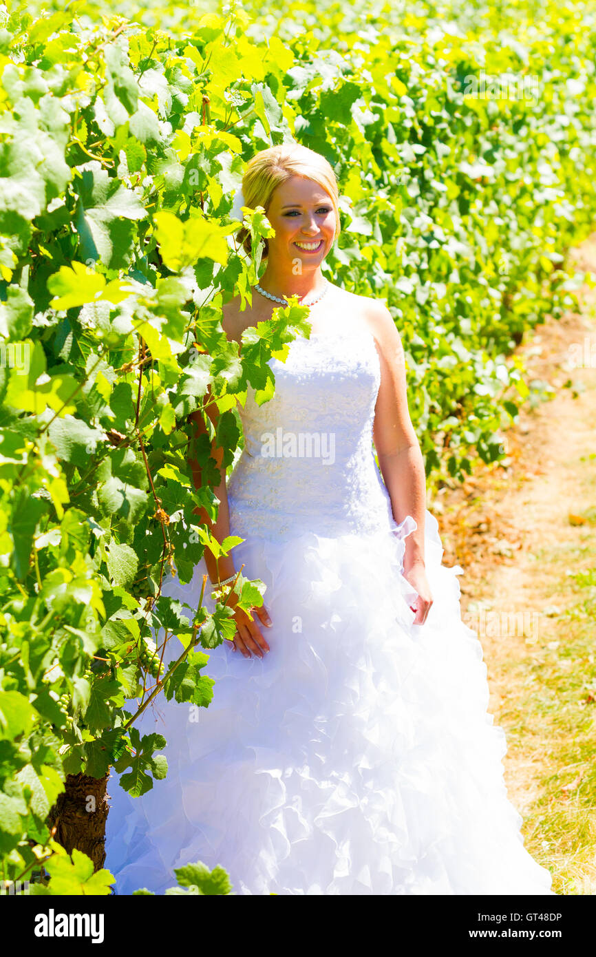 Bride On Her Wedding Day Stock Photo - Alamy