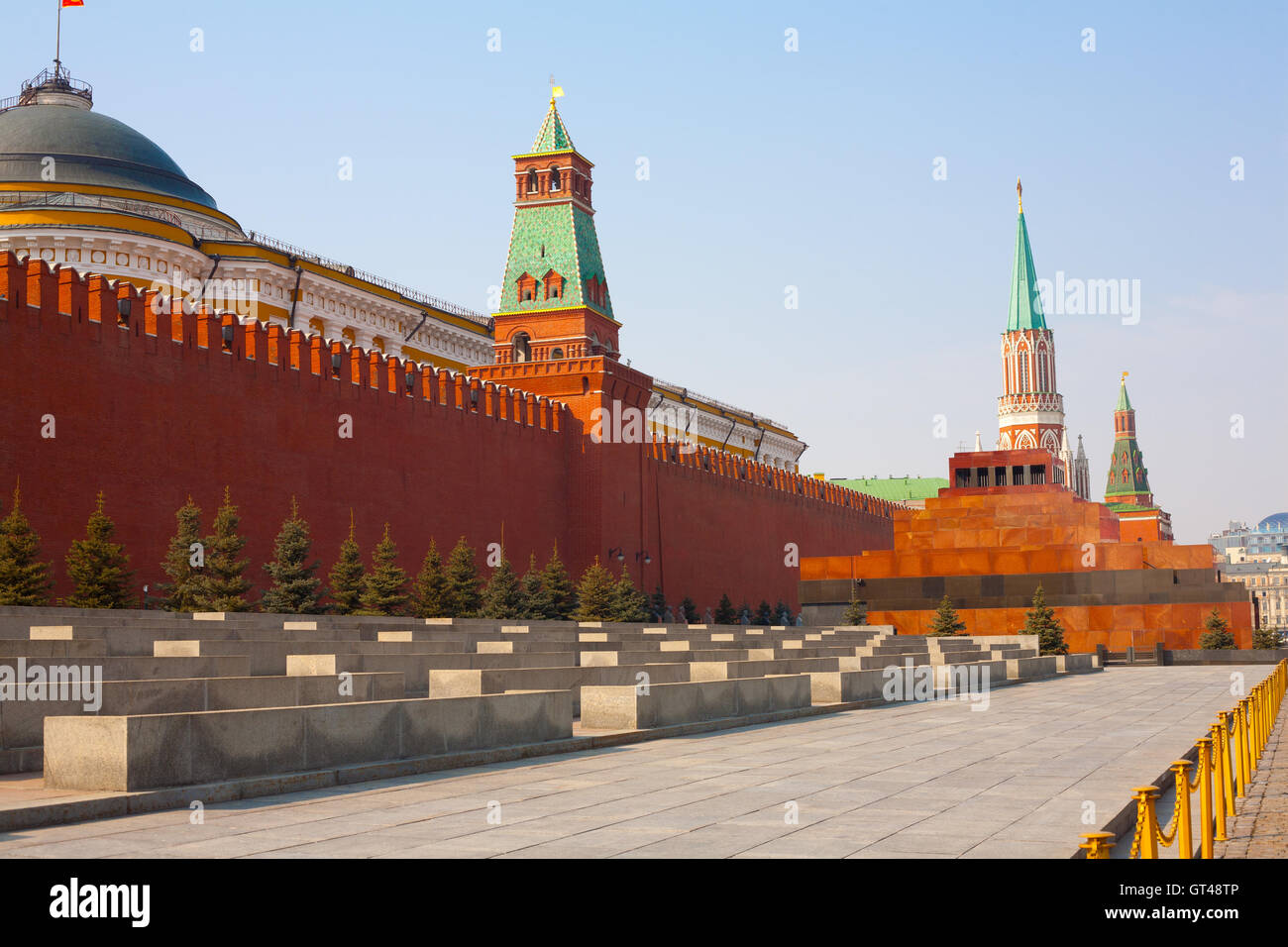 Moscow Kremlin and Lenin mausoleum, Moscow, Russia Stock Photo - Alamy