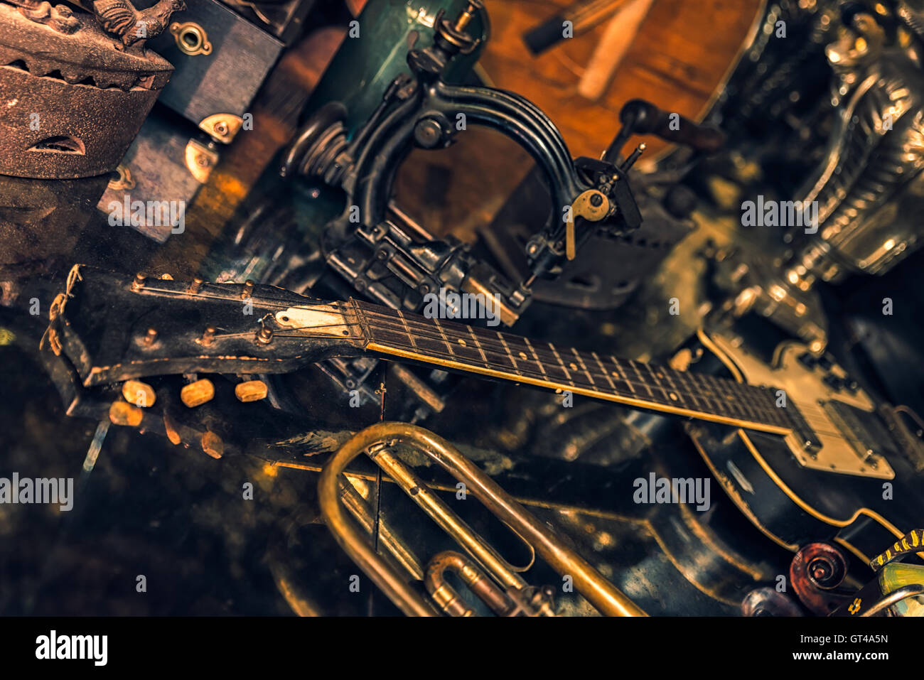 Collection of old musical instruments hi-res stock photography and ...