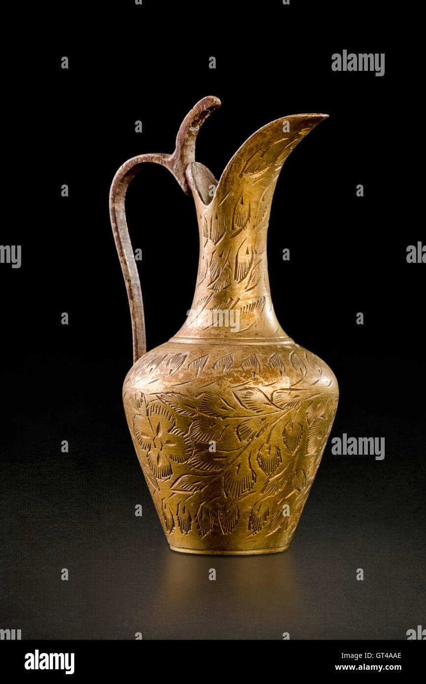 Antique art objects Stock Photo - Alamy