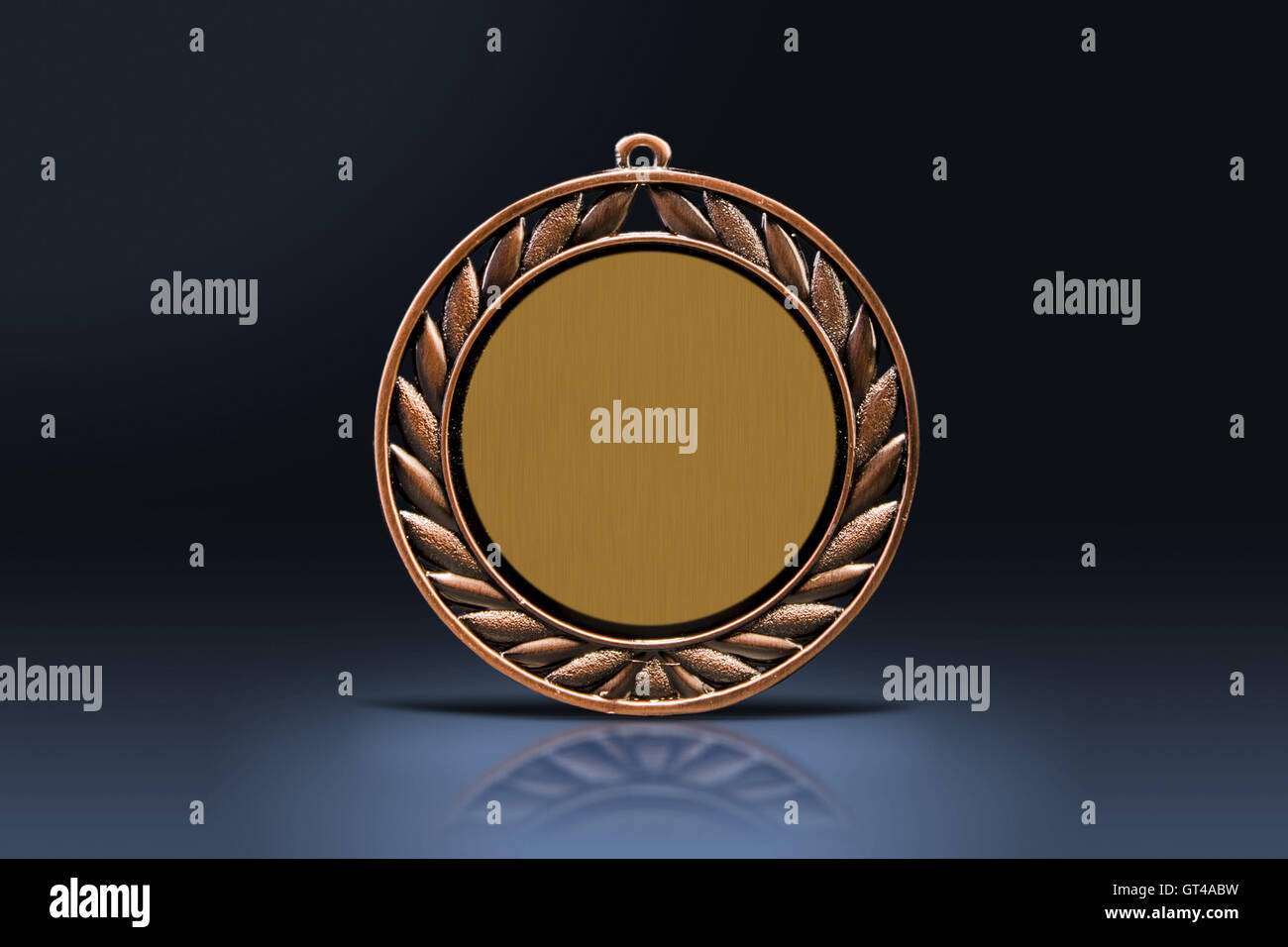 Gold bronze medal hi-res stock photography and images - Alamy