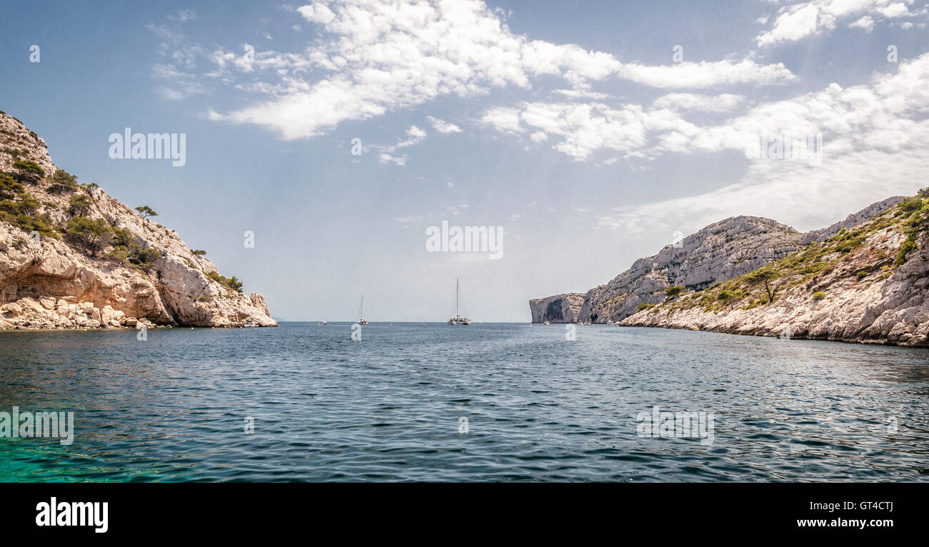 Boat to calanques hi-res stock photography and images - Alamy