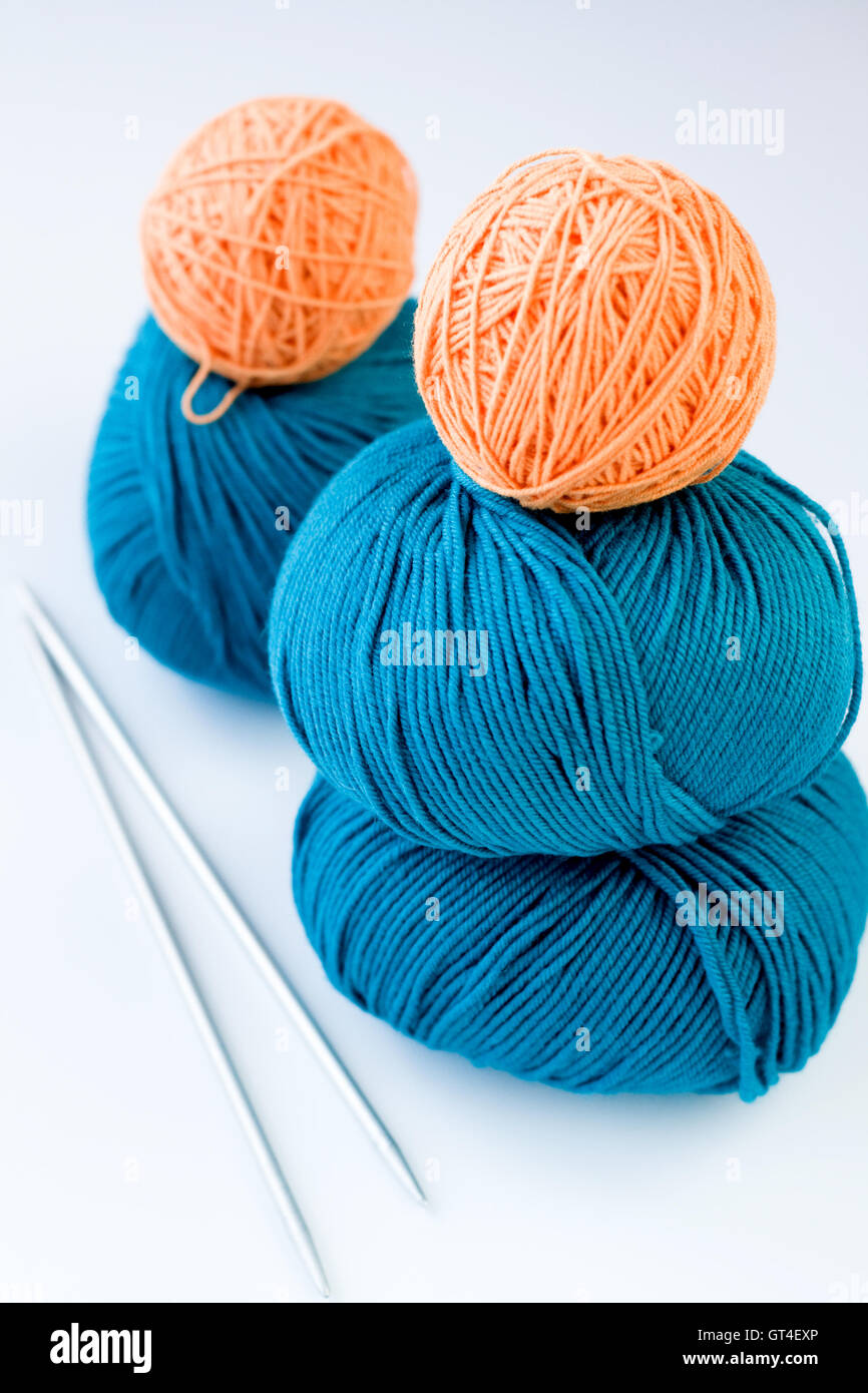 Five needles hi-res stock photography and images - Alamy