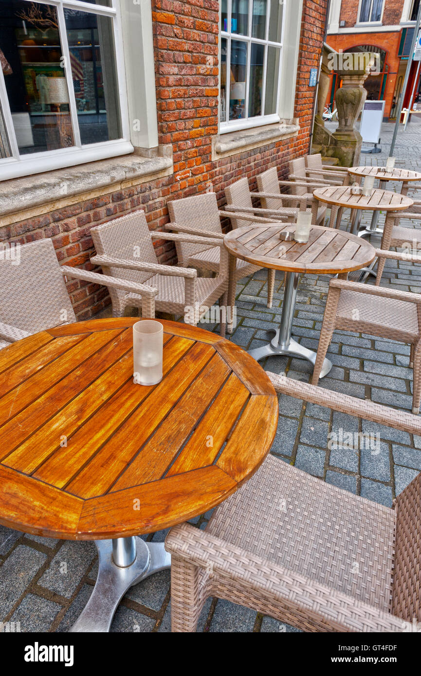 Tavern cafeteria hi-res stock photography and images - Alamy