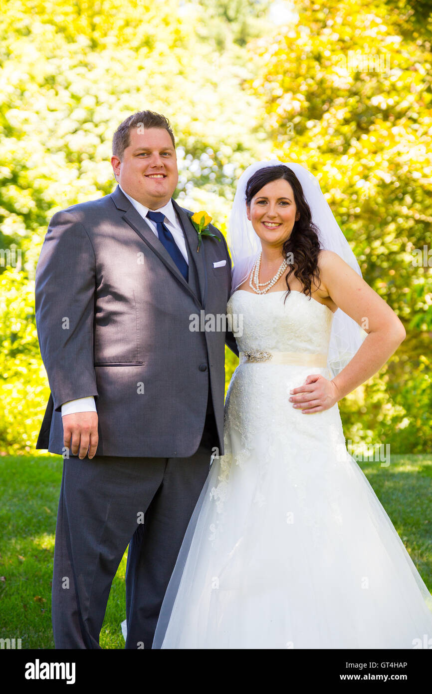 Bride and Groom Wedding Day Stock Photo - Alamy