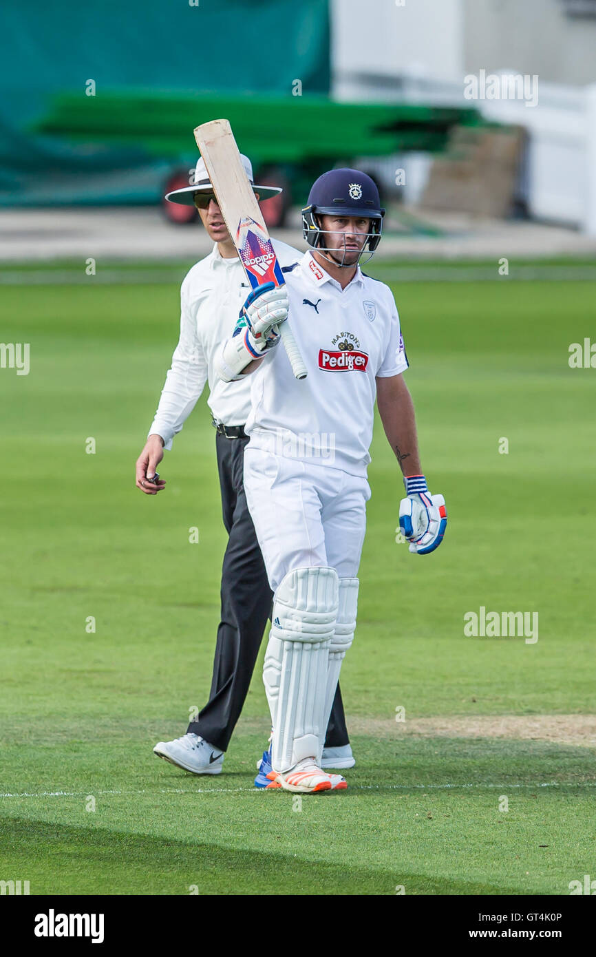 David ervine hi-res stock photography and images - Alamy