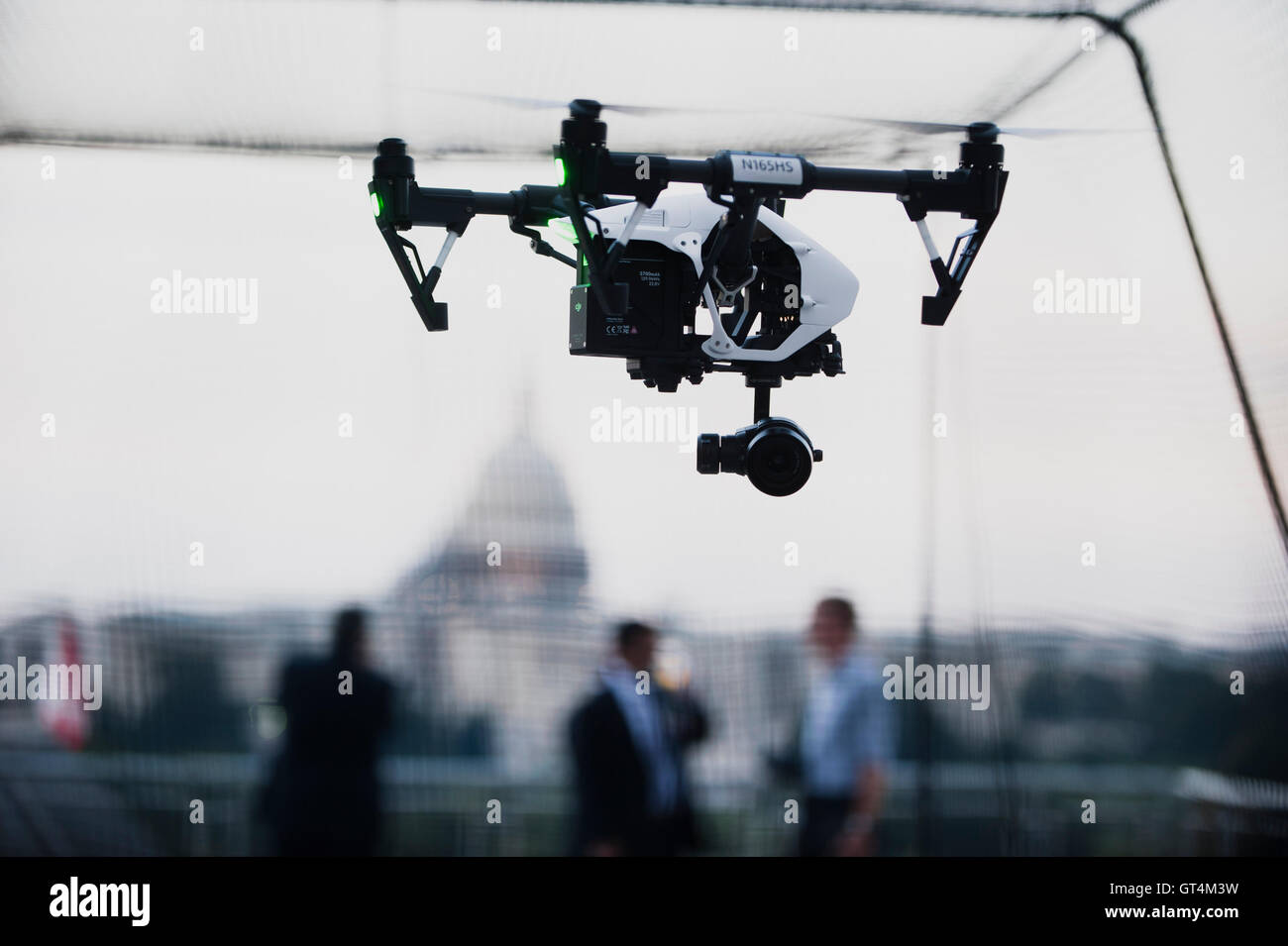 Drone prohibited areas hi-res stock photography and images - Alamy